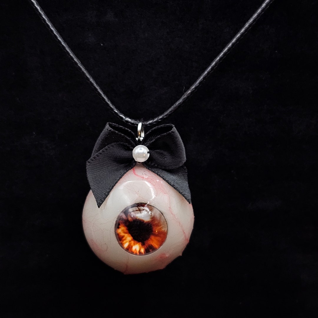 Creepy Cute Realistic Eyeball Necklace, Halloween Jewelry, Oddities ...