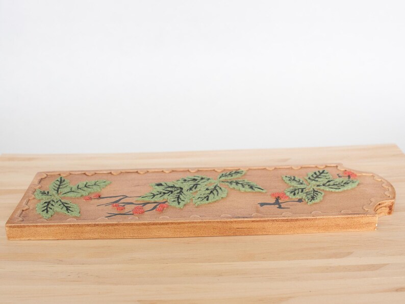 Vtg Flocked Leaf Wall Plaque Cottagecore Chalkware Decor Raised Floral ...