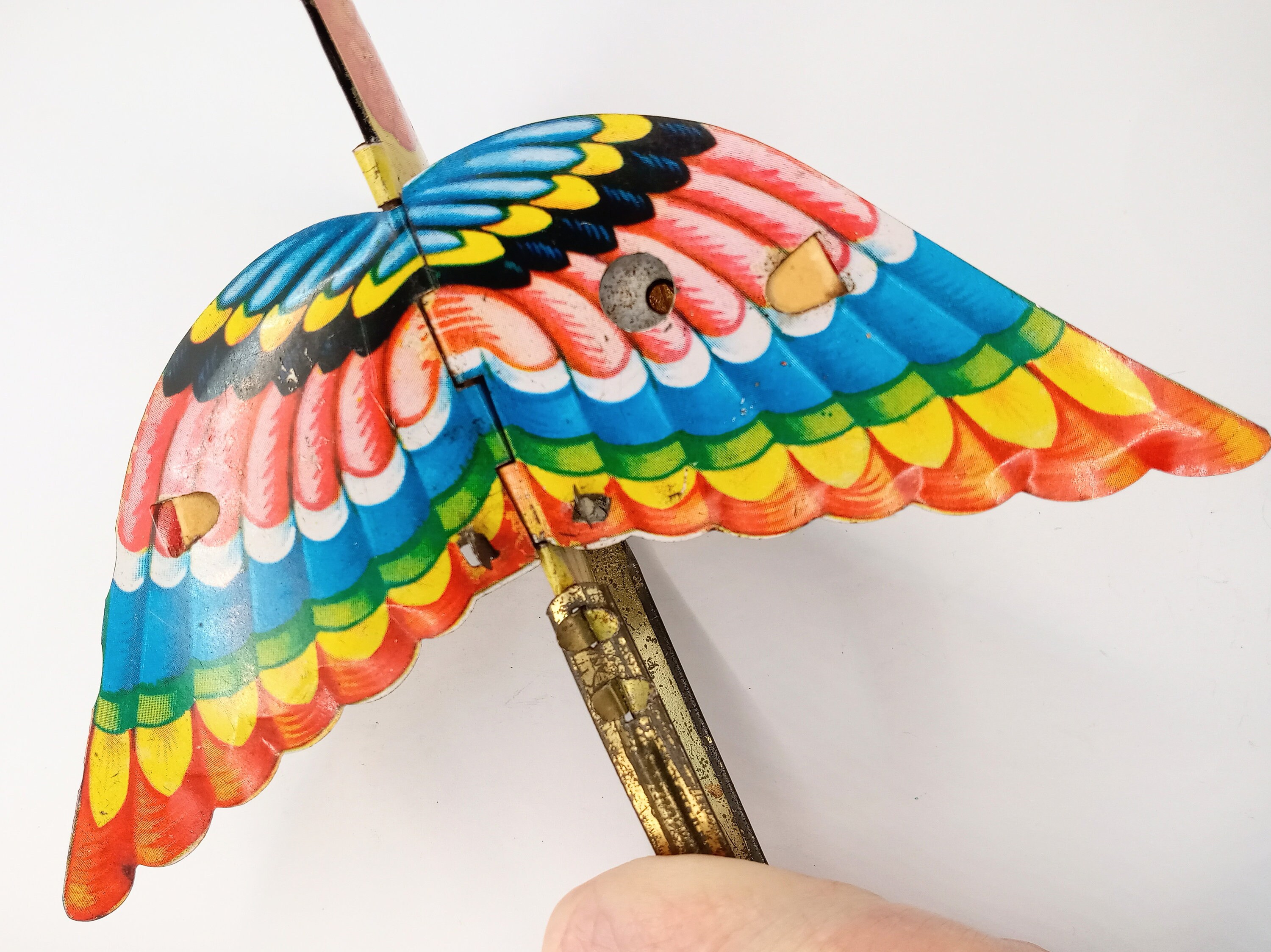 Vintage Mechanical Chirping, Flapping Wings Tin Litho Bird, 1960s Shackman - Etsy