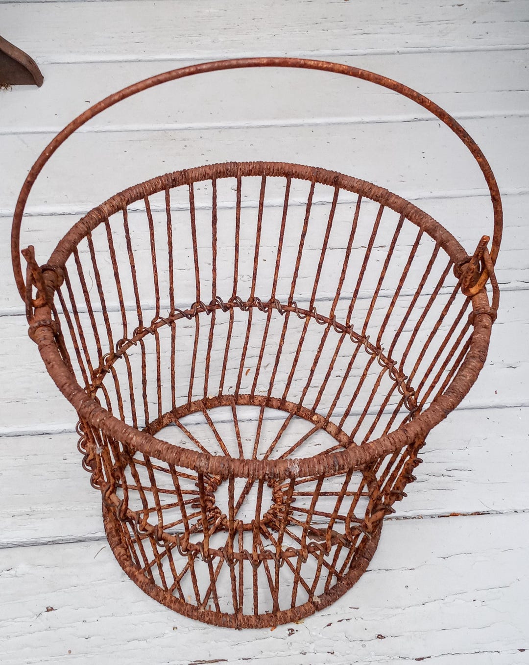 Antique Vintage Primitive Wire Egg, Clamming Quohog Metal Basket With ...