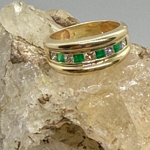 Vintage Womens 14K Yellow Gold Channel Set Emerald and Diamond Ring ...