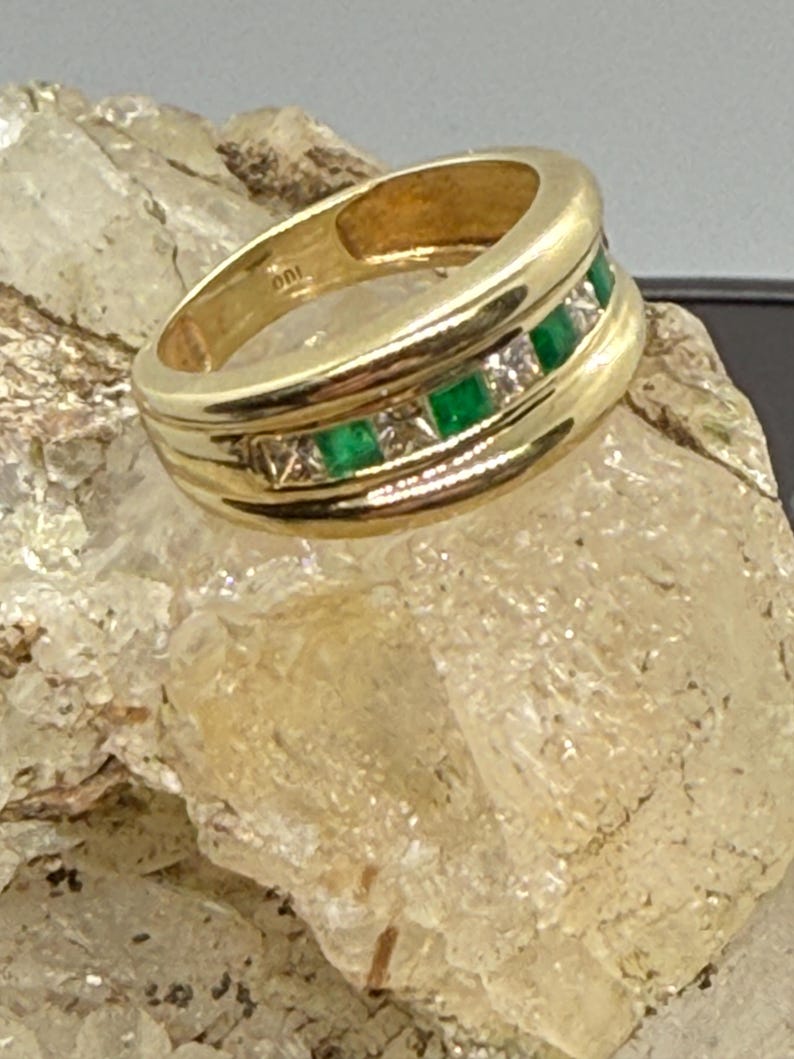 Vintage Womens 14K Yellow Gold Channel Set Emerald and Diamond Ring ...