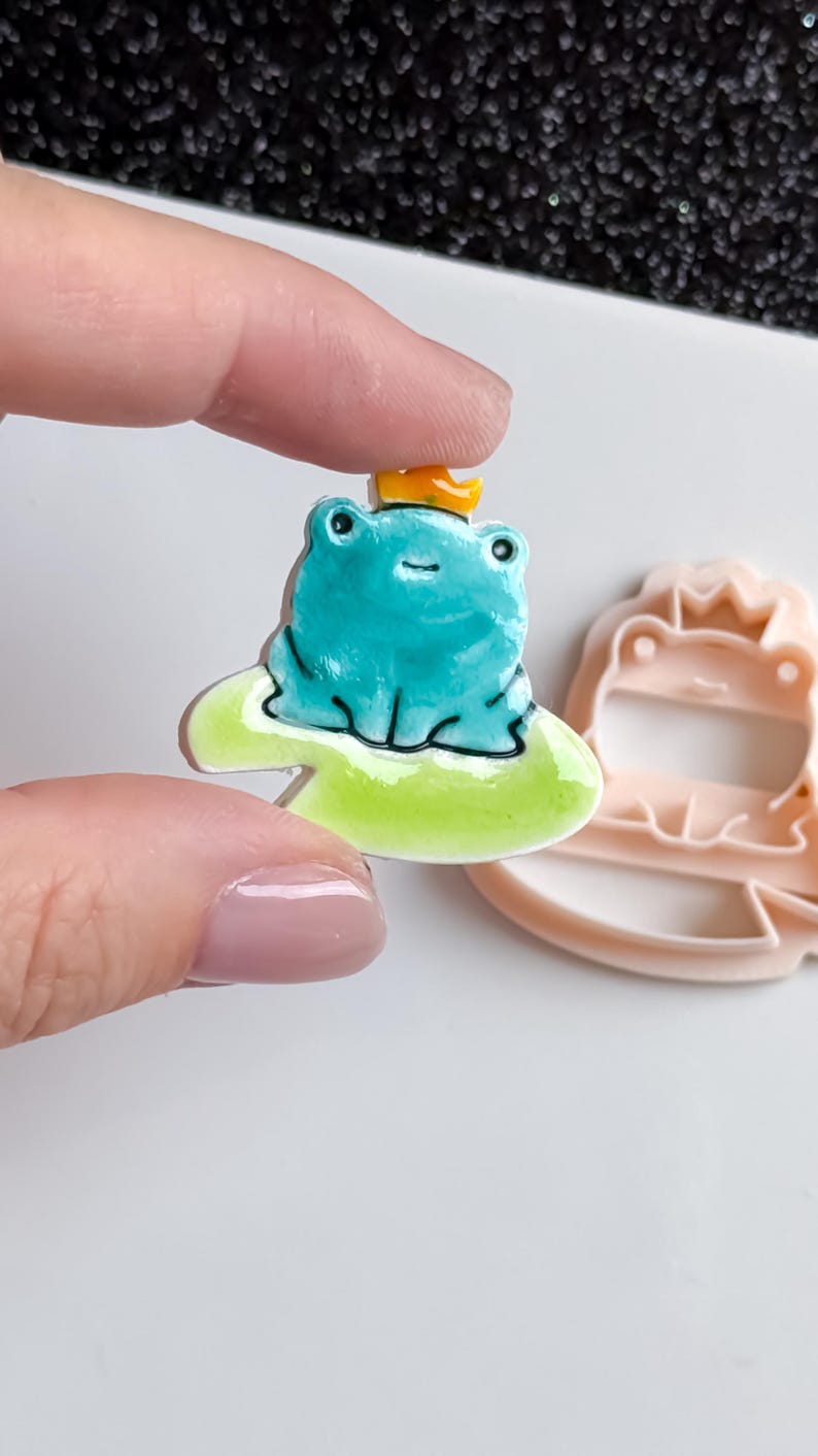 Cortador de Argila Polímera Príncipe Sapo: Brincos de Conto de Fadas, 5 ...