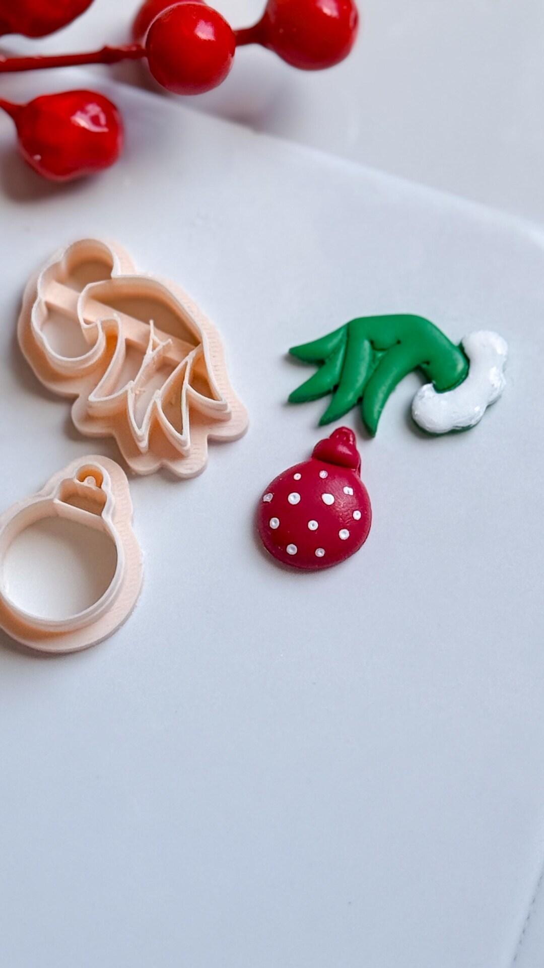 Grinch Hand With Ornament Clay Cutter: Christmas Earring Cutter for ...