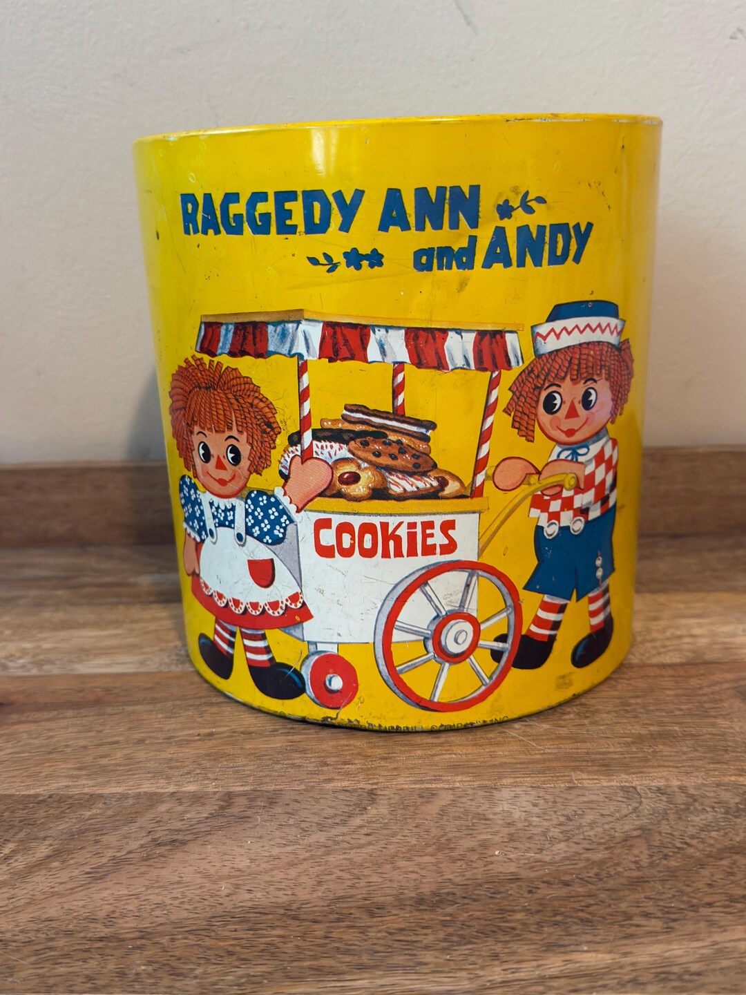 7" Old Vintage 1973 Cheinco Raggedy Ann and Andy Cookie Jar Tin Box ...
