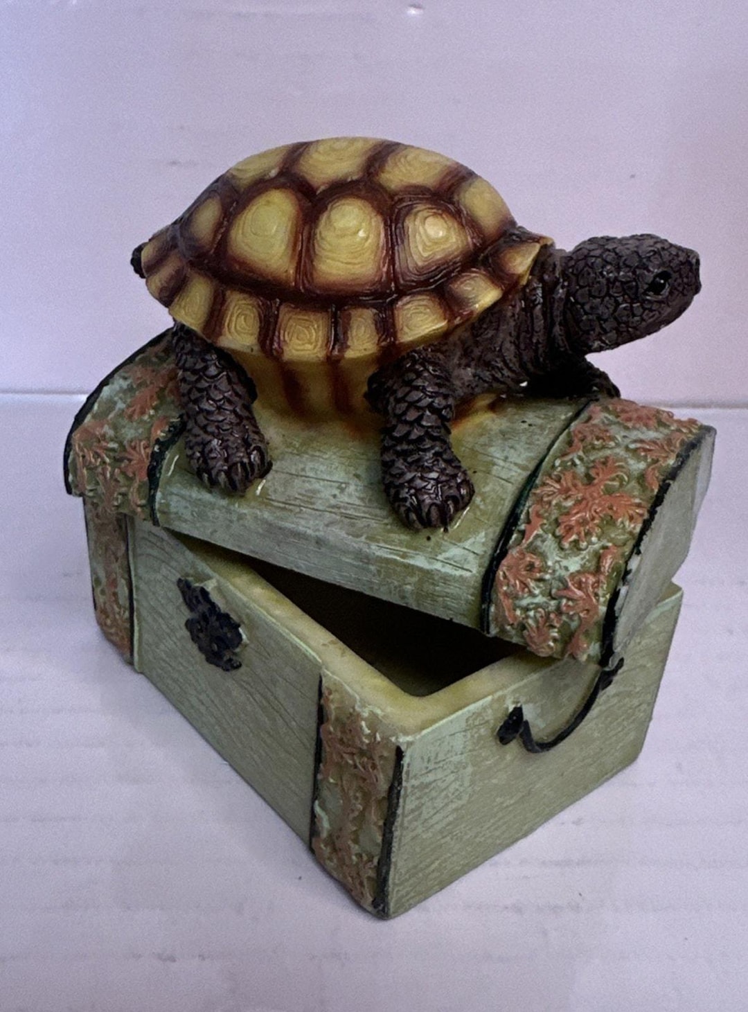 Vintage Sea Turtle & Chest Trinket Box Fish ‘ Beach Plants Beach Decor ...