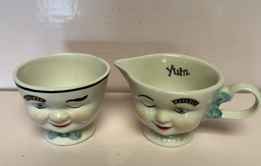 Vtg 1996 Baileys Irish Cream Wink Face Female Creamer & Male Sugar Bowl ...