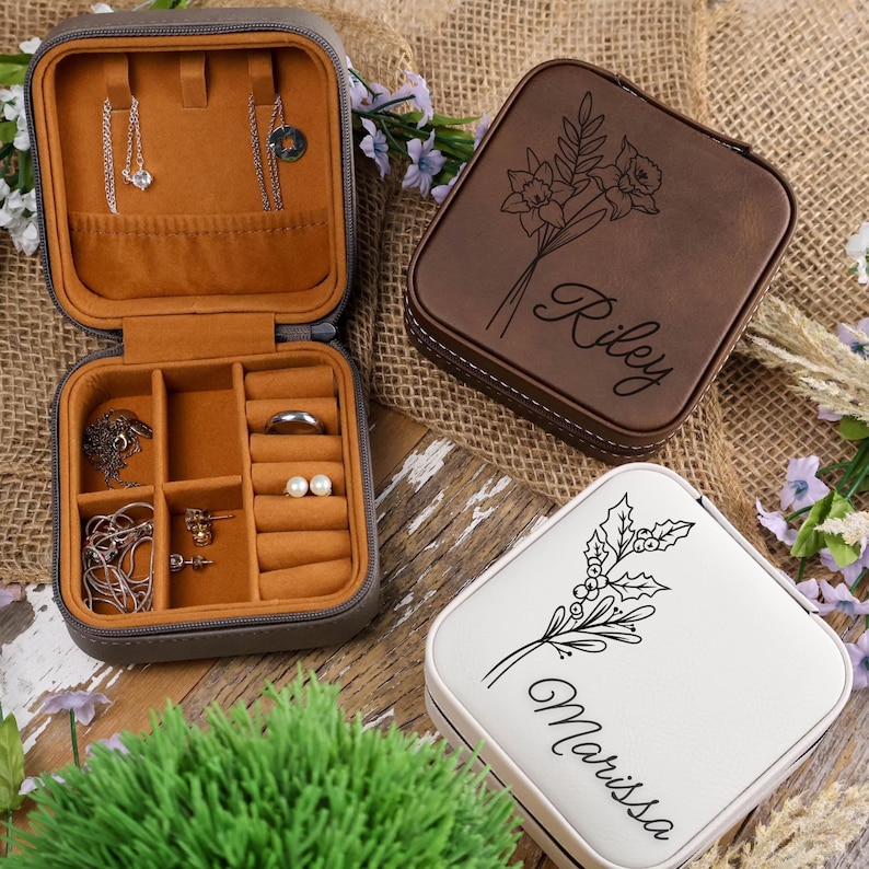Personalized Birth Flower Jewelry Travel Case | Custom Leather Jewelry ...