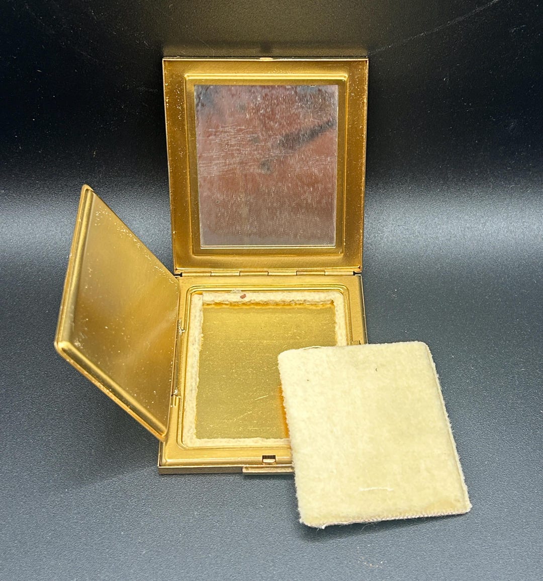 Vintage Hinds Powder Compact - Etsy