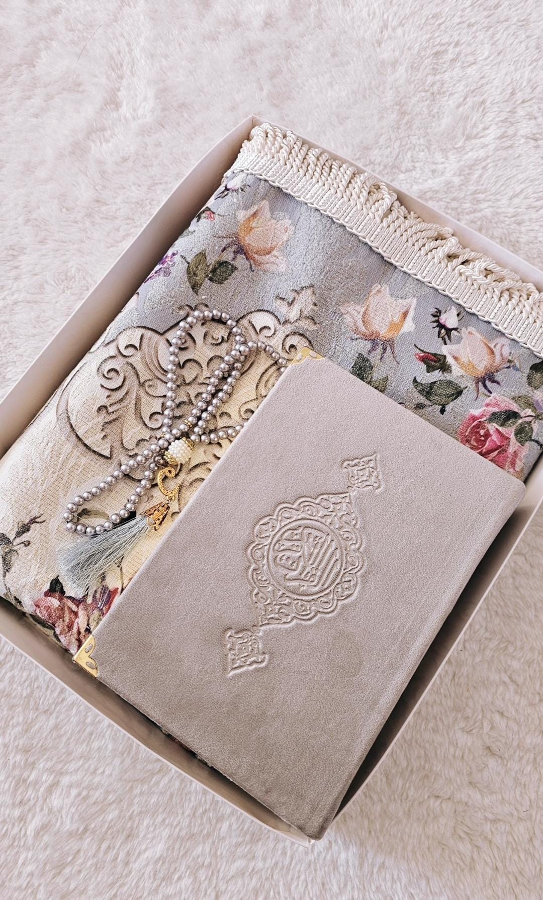 Personalized Velvet Quran Gift Set: Prayer Mat, Pearl Tasbih - Muslim ...