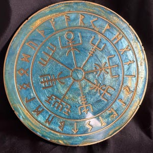 Viking Norse Compass, Vegvisir, Altar Plate, Divination Plate - Etsy