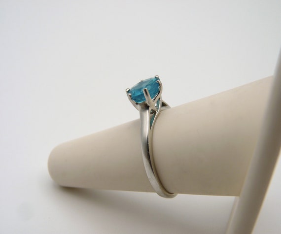 Vintage 10k White Gold Blue Apatite Faceted 8mm Round… - Gem