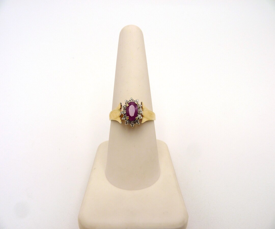 Vintage 14k Oval Red Ruby Ring With Multi Stone Diamond Halo, Size 8 ...