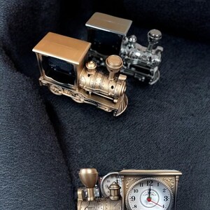 Vintage Train Alarm Clock – Unique Student & School Gift, Mini ...