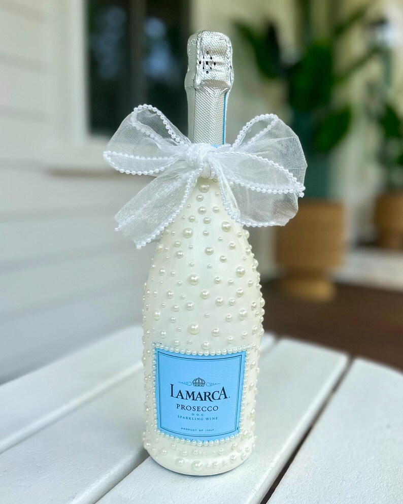 Hand Painted Bridal Prosecco Bottle: Wedding, Bachelorette Gift - Etsy