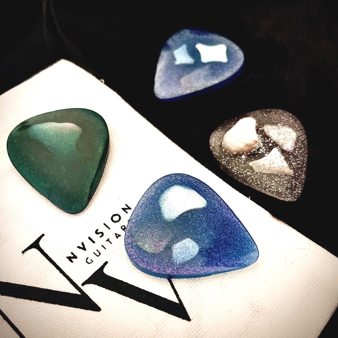 Mother of Pearl Guitar Pick, Handmade Guitar Pick, Premium Plectrum ...