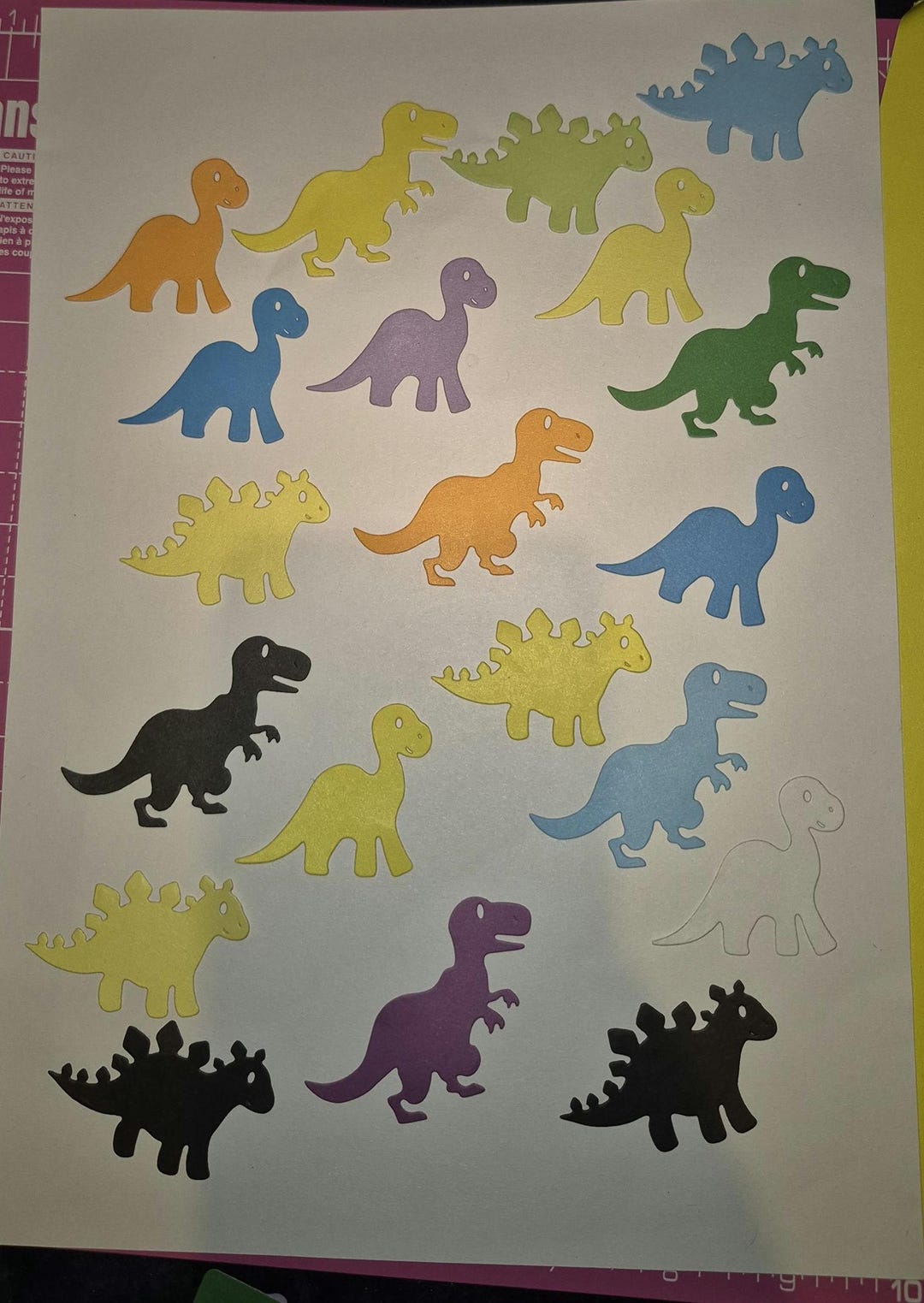 20 Pack Small Dinosaur Die Cut Outs for Cardmaking, Scrapbooking and ...
