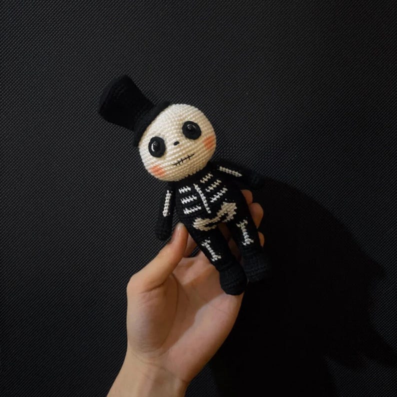 Skeleton Crochet Pattern, Amigurumi Skeleton Doll, Halloween Plushie ...