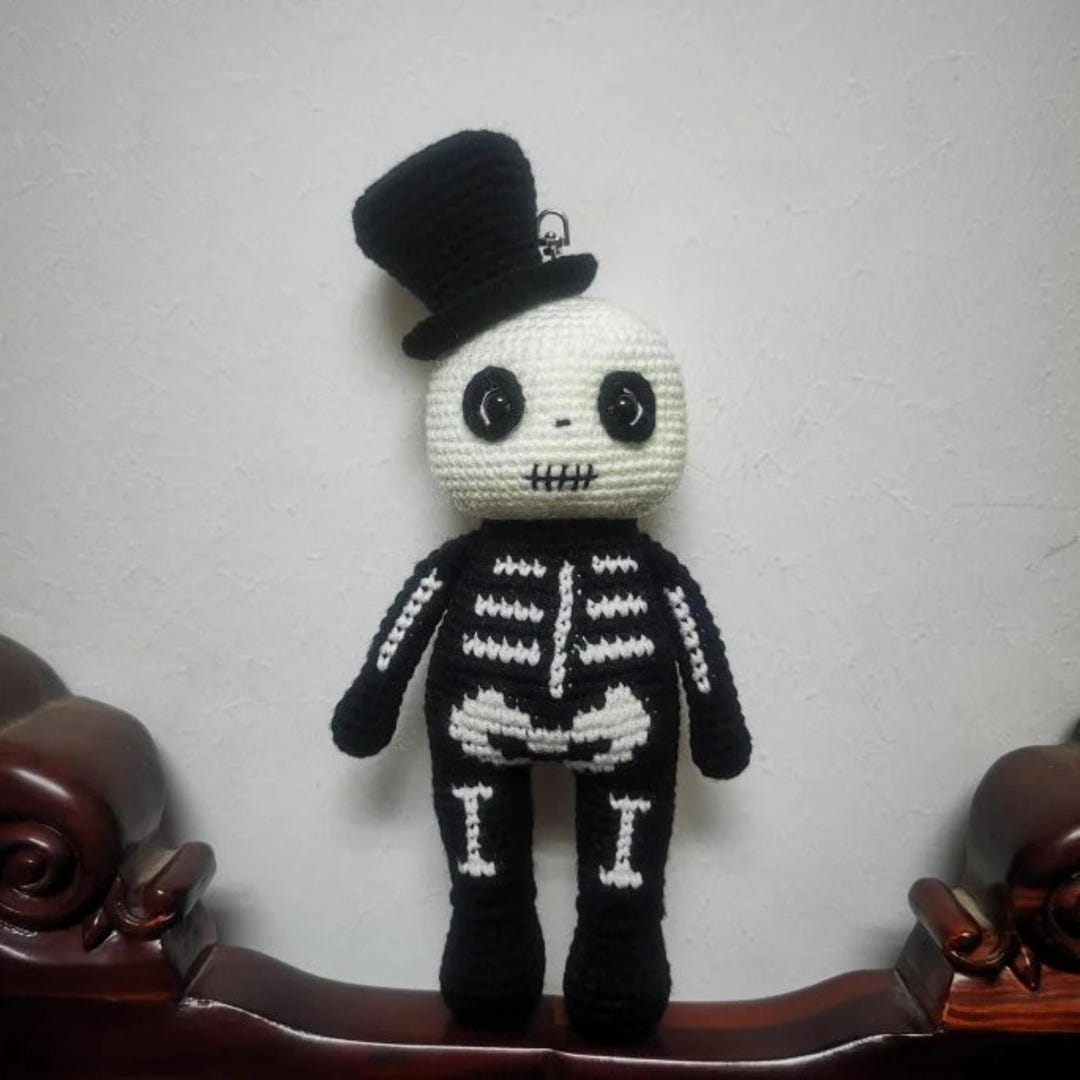 Skeleton Crochet Pattern, Amigurumi Skeleton Doll, Halloween Plushie ...