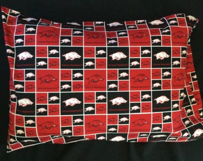 NCAA Arkansas Razorbacks Red & Black College Logo 100% Cotton Fabric ...