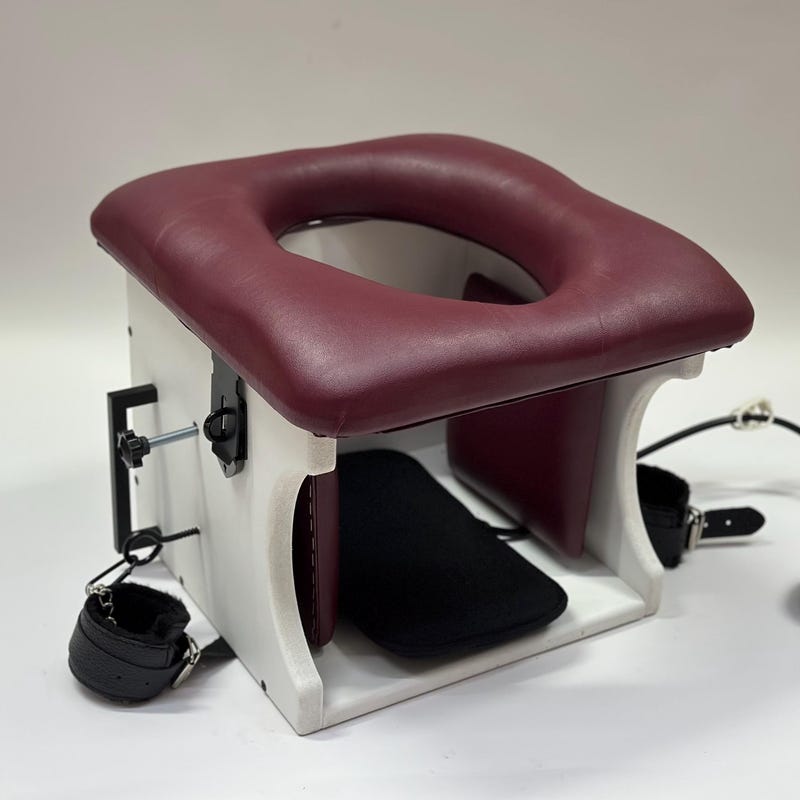 Queening Chair - Etsy