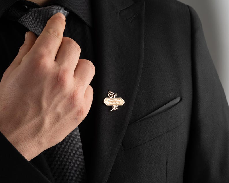 Personalized Wedding Date Flower Lapel Pin, Custom Engraved Brooch - Etsy