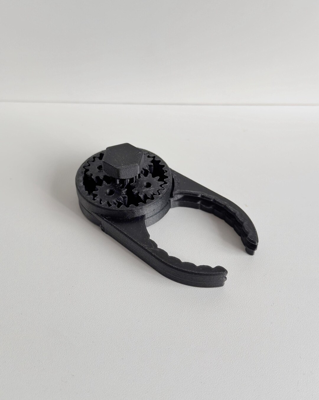 Gear-driven 3d-printed Precision Clamp – Perfect for Model Painting - Etsy