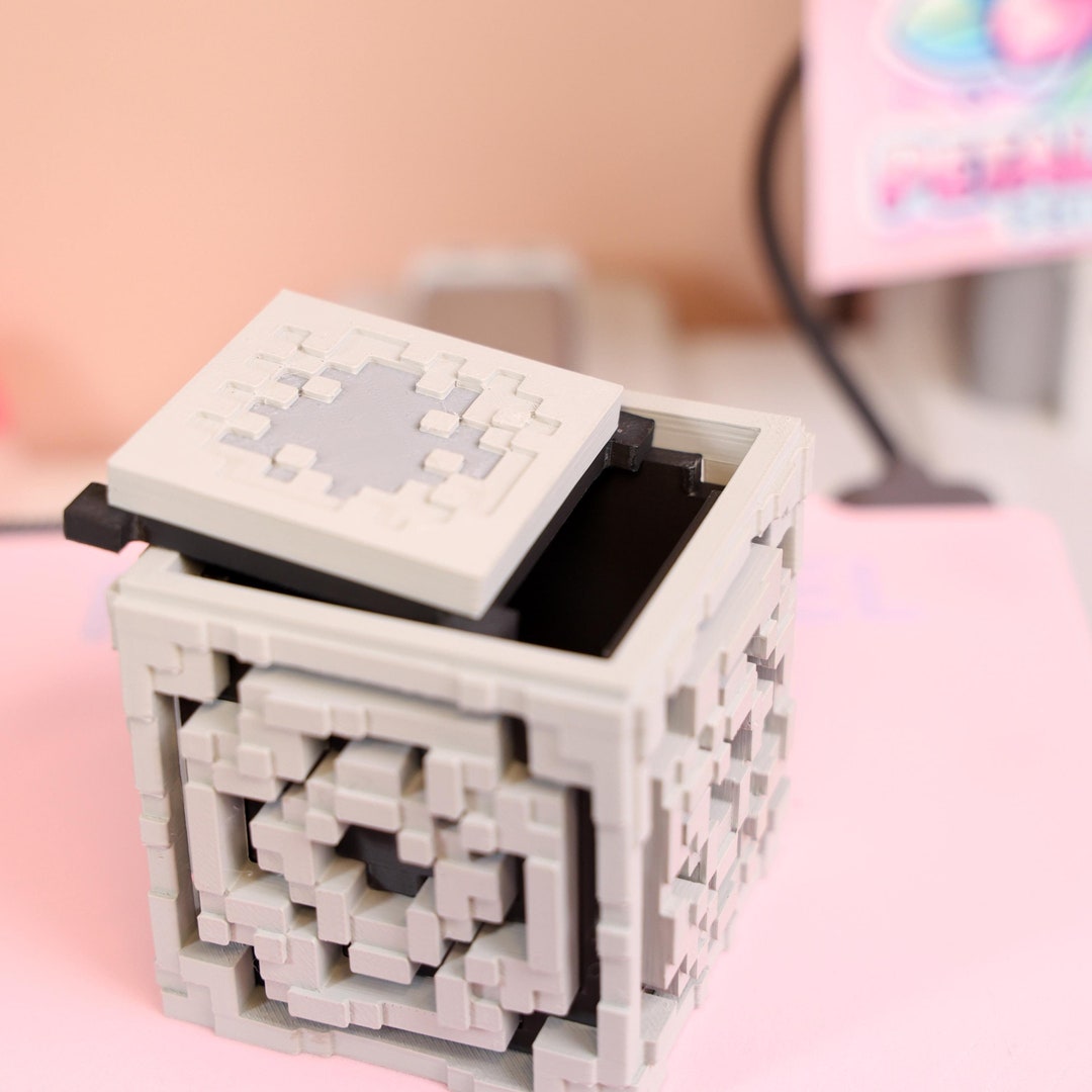 Minecraft 3D Printed Storage Box With Removable Lid Pixelated Organizer ...