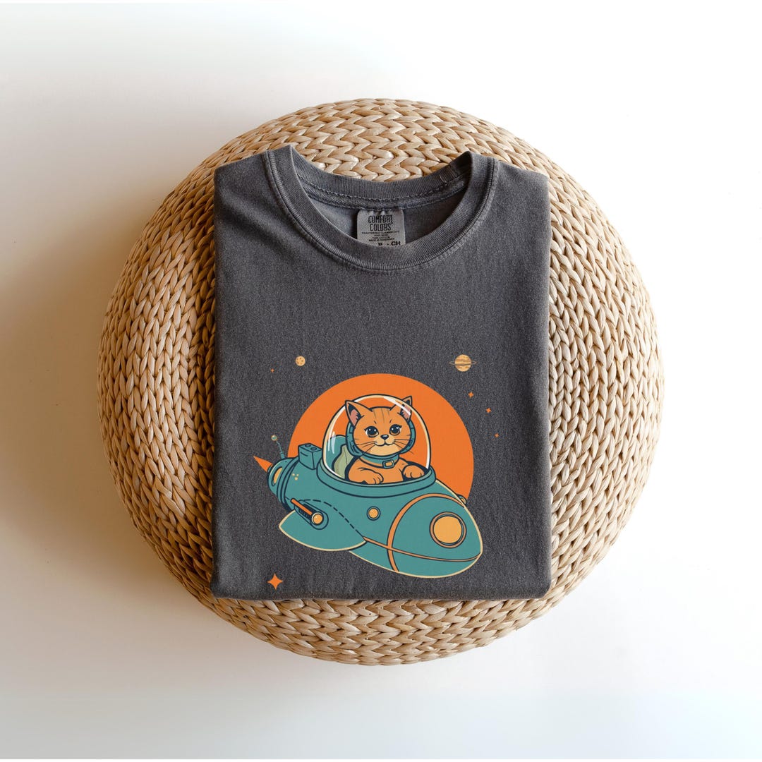 Funny Cat Spaceship Shirt: Alien Graphic Tee - Etsy