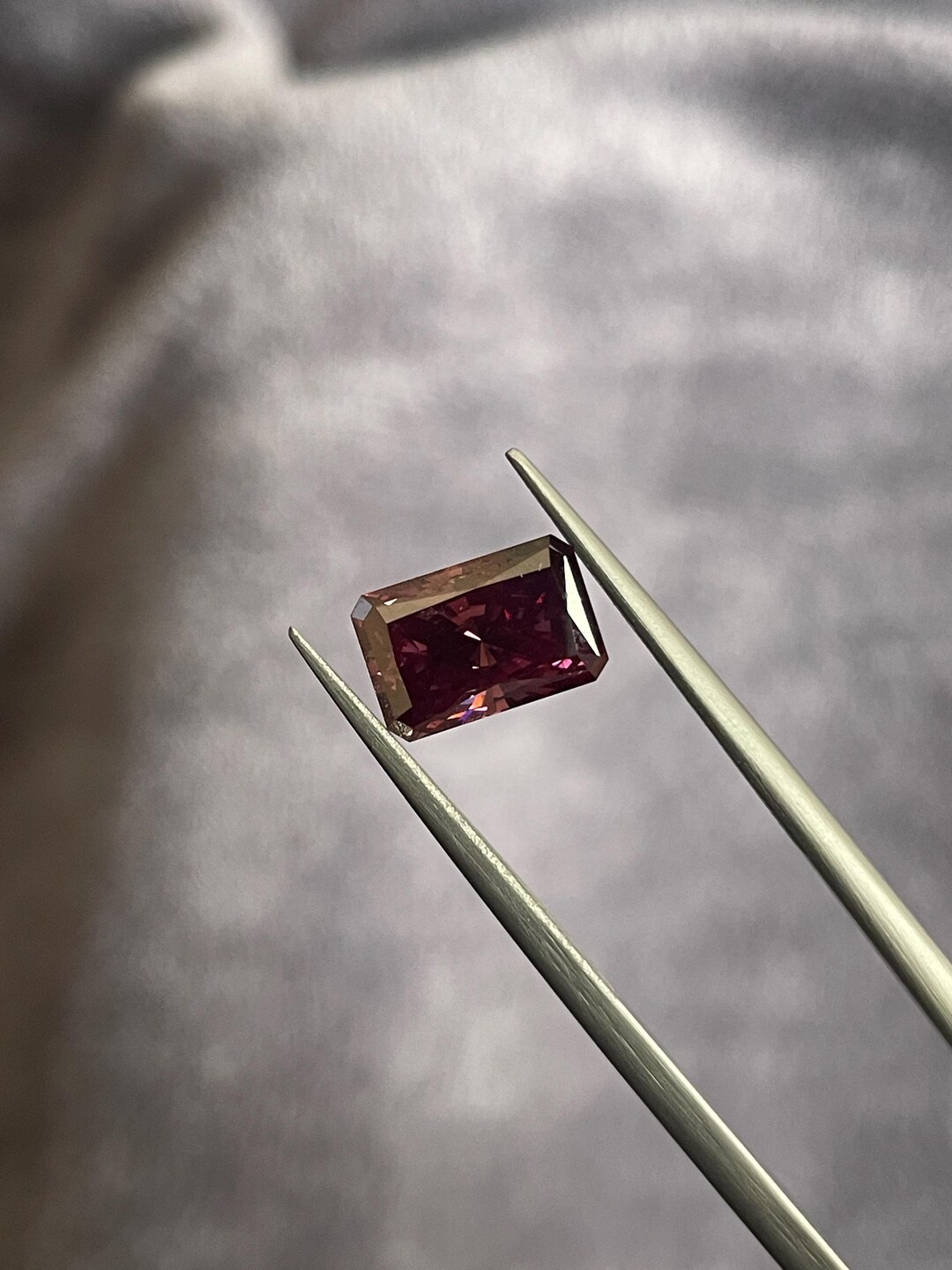 IGI Certified Fancy Ruby Red Colour Radiant Cut Lab Grown(cvd) Diamond ...