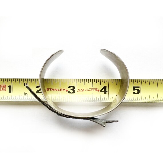 Swallow Bird Cuff Bracelet, Embossed Bird Bracelet Cu… - Gem