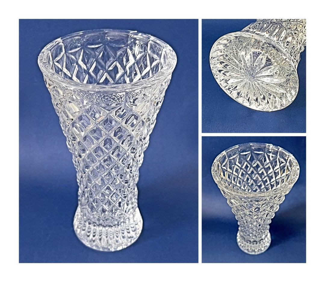Diamond Cut Crystal Vase, 8.25 Inch Crystal Vase, Flared Diamond ...