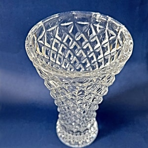 Diamond Cut Crystal Vase, 8.25 Inch Crystal Vase, Flared Diamond ...