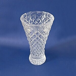 Diamond Cut Crystal Vase, 8.25 Inch Crystal Vase, Flared Diamond ...
