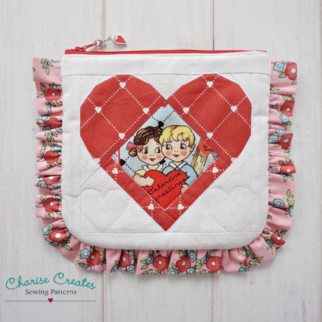 Ruffle Zipper Pouch, a PDF Pattern - Etsy