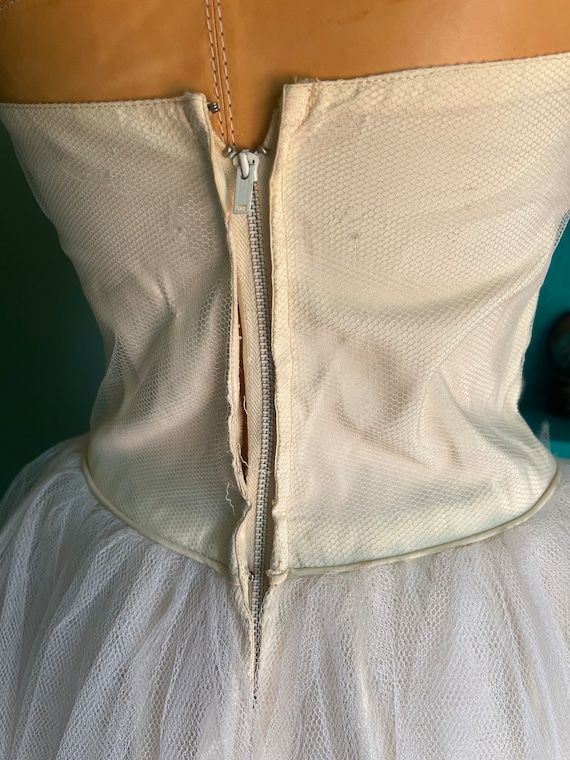 Vintage 1950s Strapless Tulle Prom Dress / Vintage We… - Gem