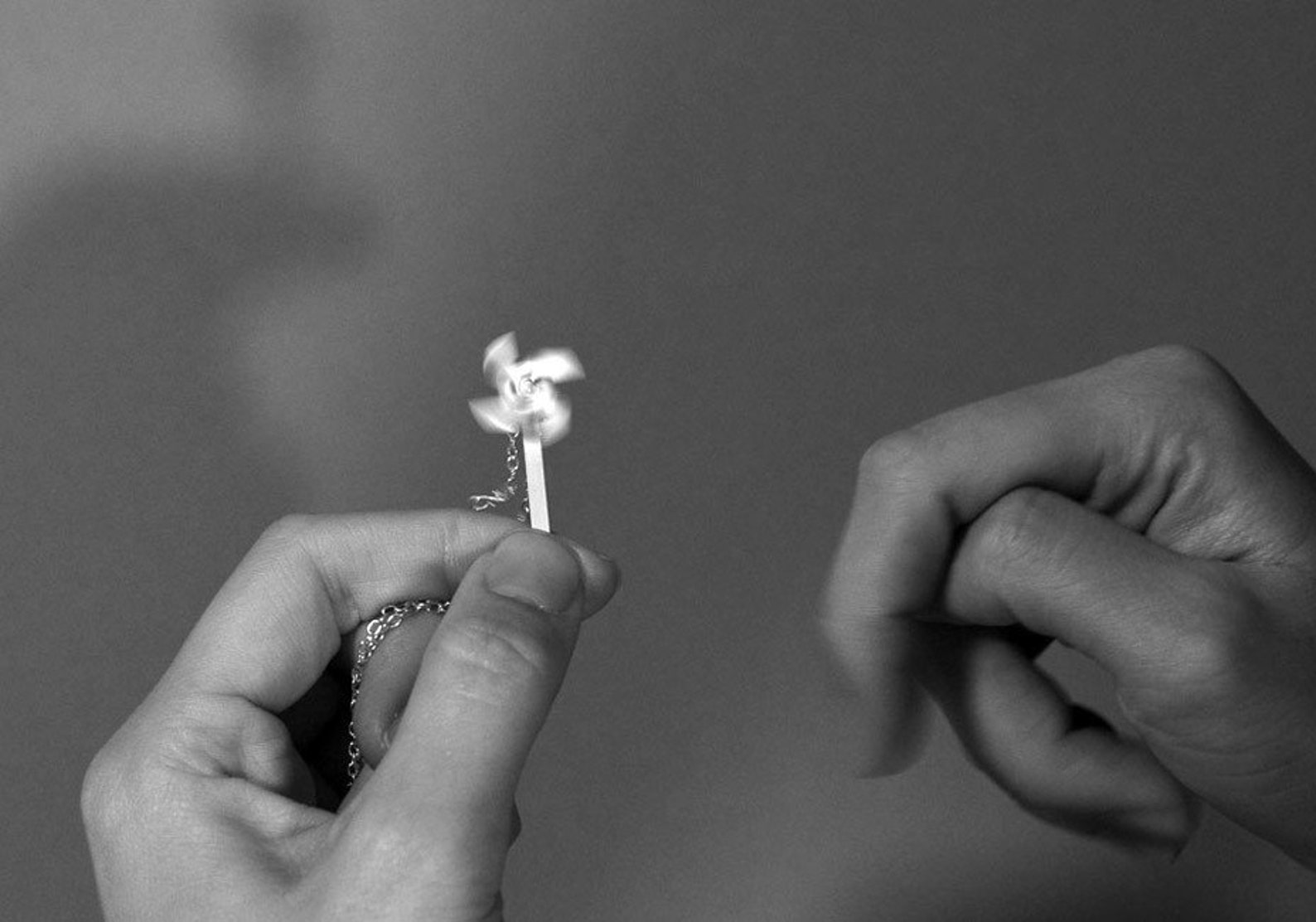 Handfolded Spinnable Sterling Silver Pinwheel Necklace (post Down) - Etsy