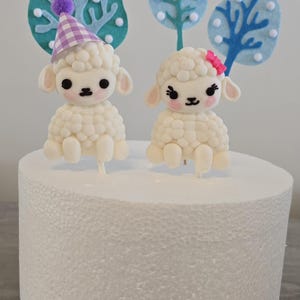 Fondant Sheep Cake Topper: Rainbow Birthday Party Decoration - Etsy