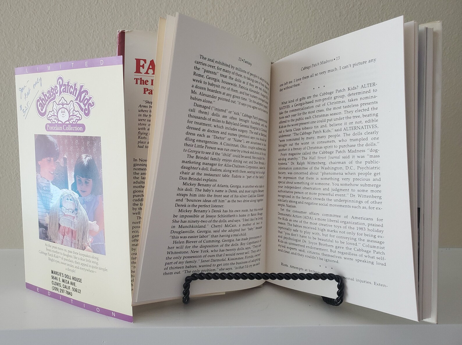 Fantasy Incredible Cabbage Patch Phenomenon Book Culture Fad Doll ...