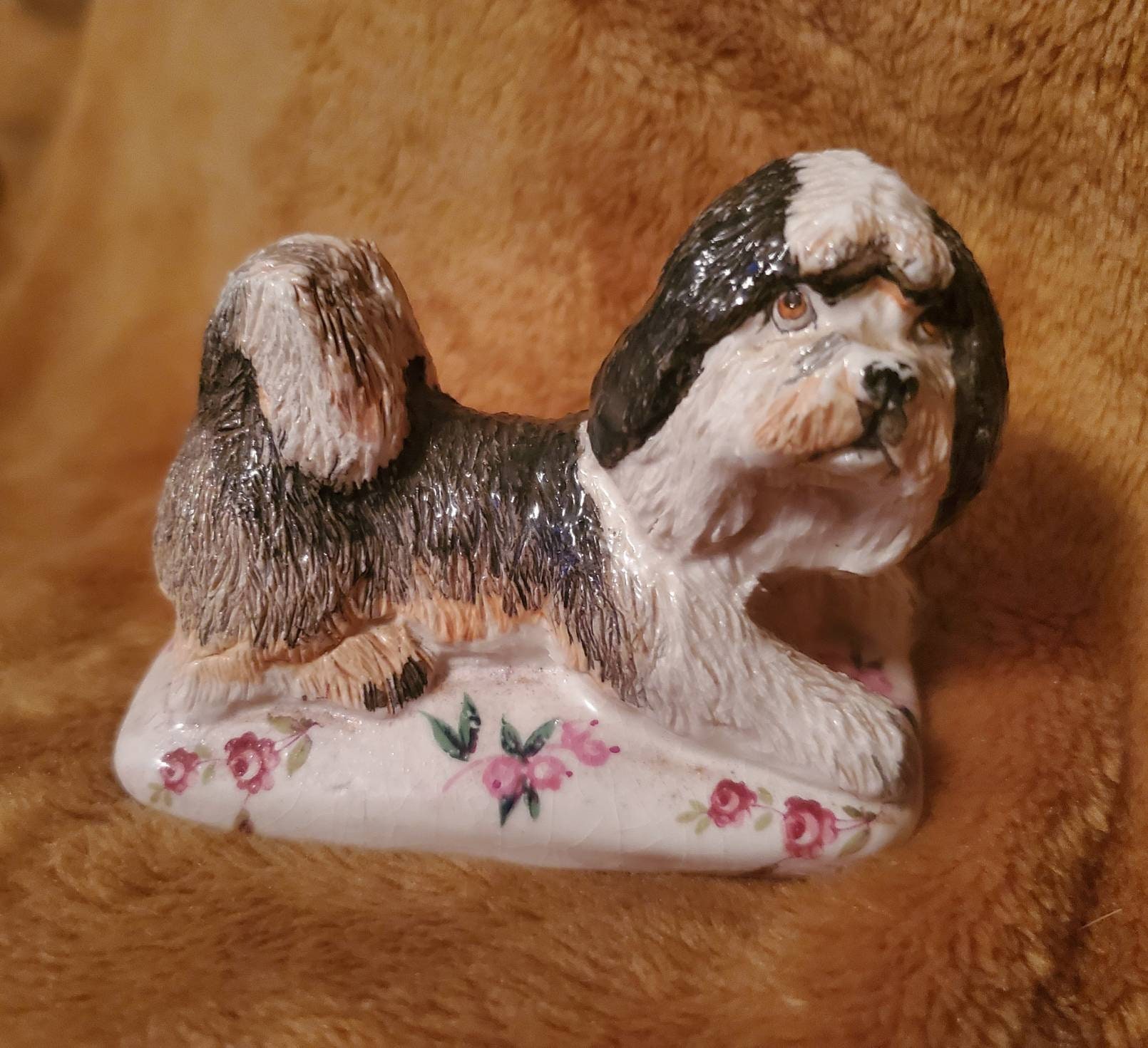 Basil Matthews Porcelain Shih Tzu Figurine Pillow Chinese Dog Made in ...