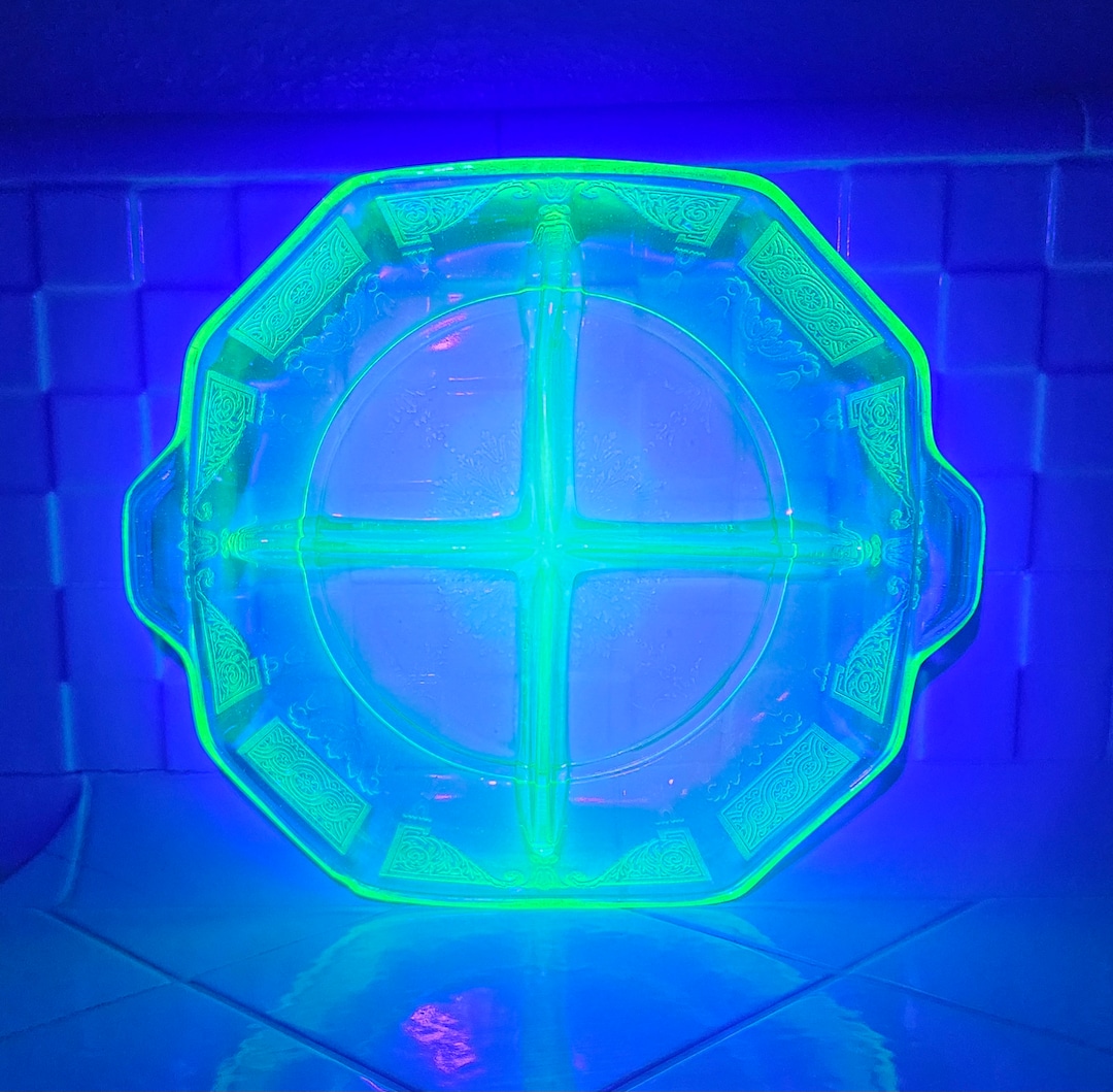 Uranium Engraved Glass Dish Plate Four Quarters UV Reactive Ultraviolet ...