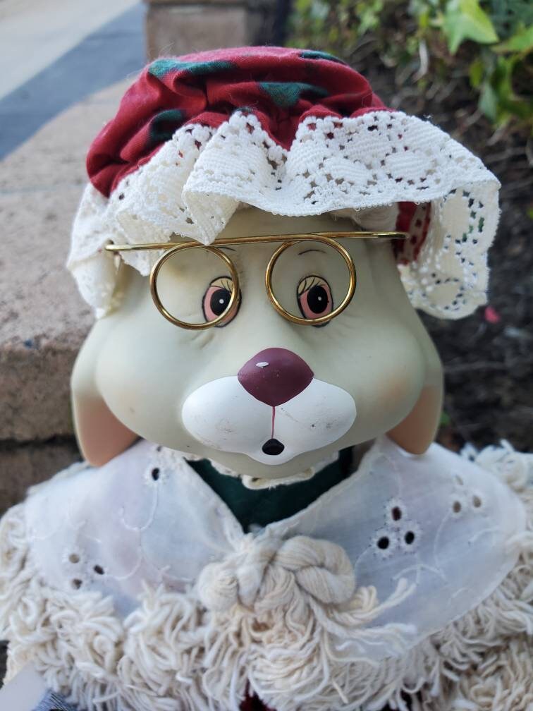 House of Lloyd Grandma Flo Bunny Rabbit Sitting Rope Wood Figure Doll ...