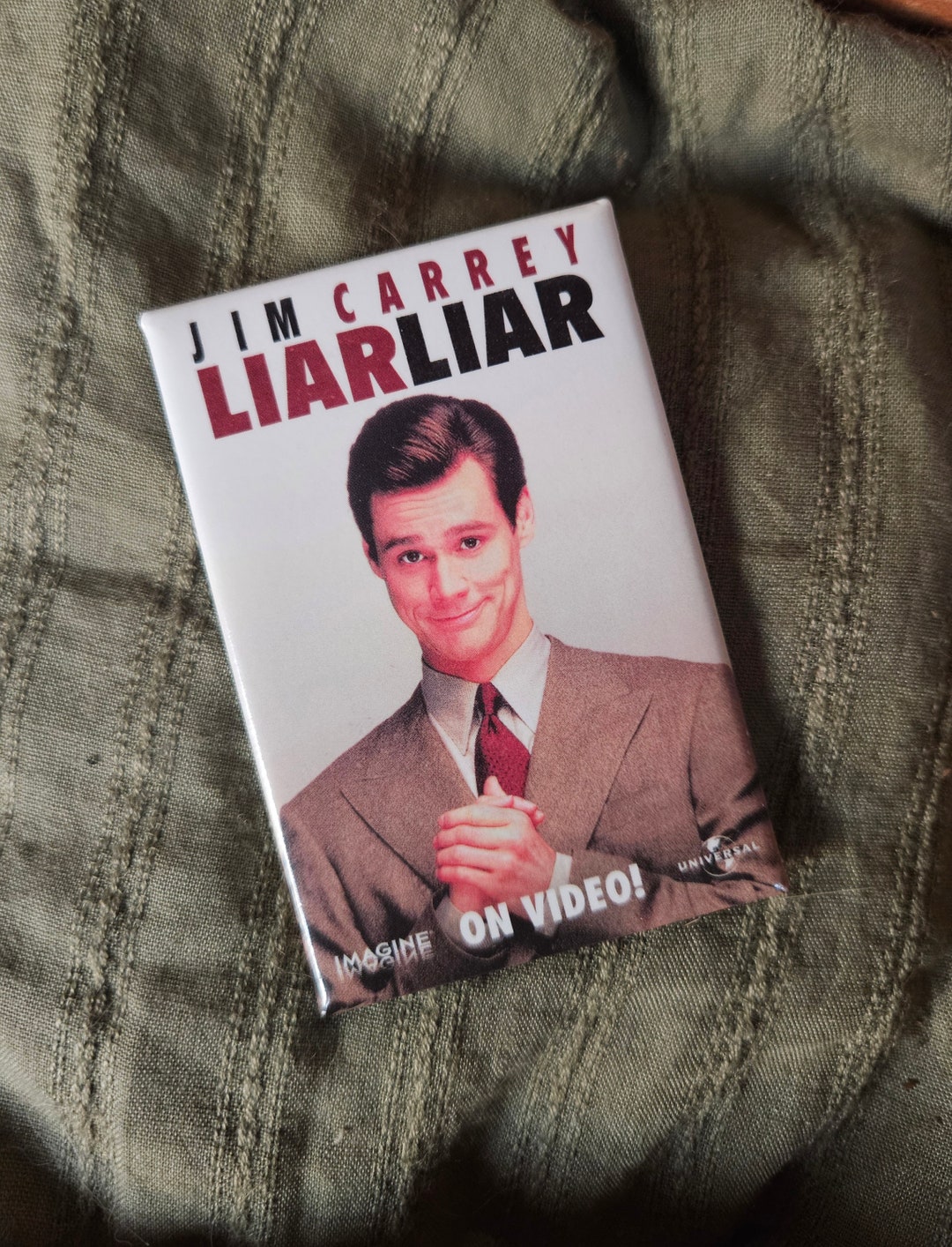 Jim Carrey Liar Liar Pin Button Badge Home Video Comedy Lawyer Attorney ...