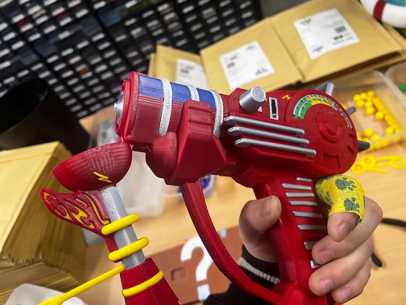 3D Printed Call of Duty Zombies Ray-gun Black Ops Ray Gun Openable 1:1 ...