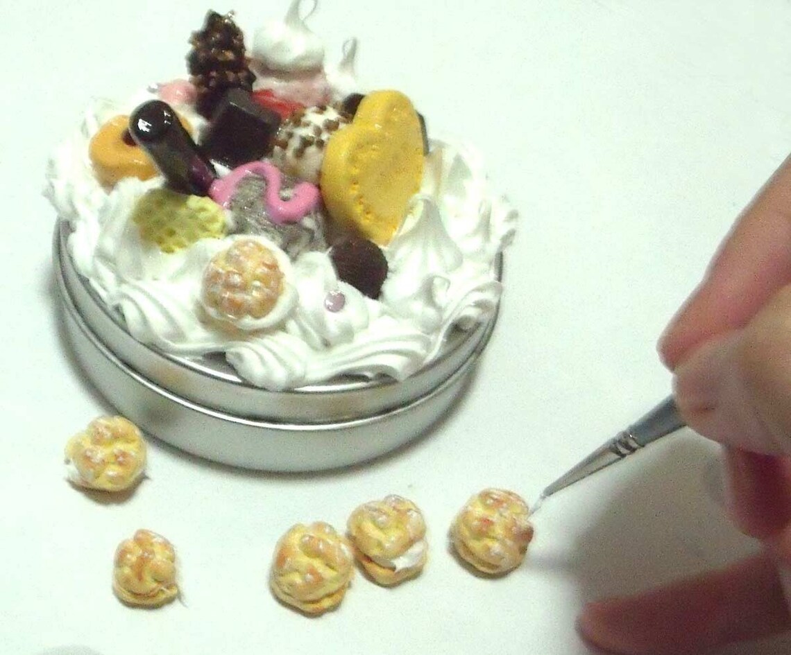Miniature Cream Puffs Silicon Mould / Mold. Floree Miniature Food Soft ...