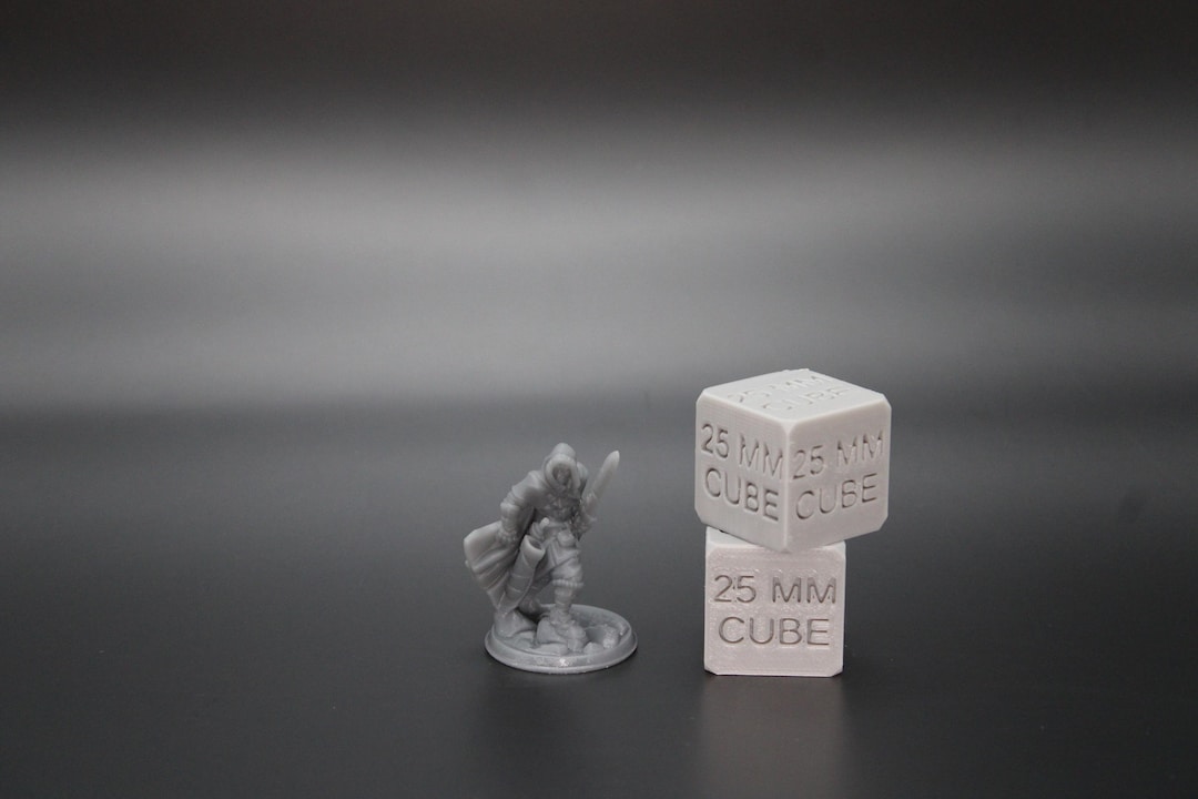 Rogue Thief Sword 32mm Miniature Dnd Skirmish - Etsy