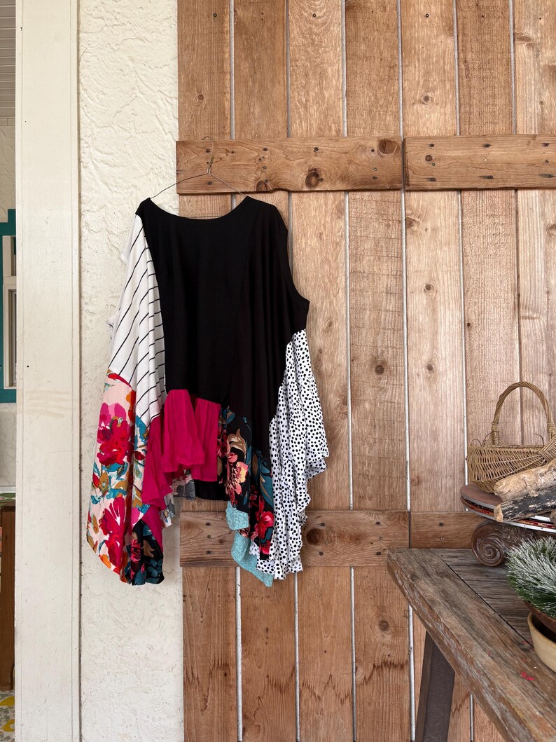 Upcycled Oversized Gorgeous Black Floral T-shirt Poncho Tunic ...