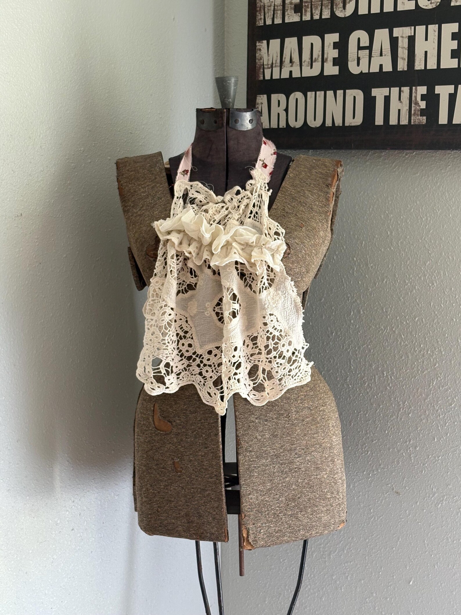 Boho Ruffled Necktie Collar: Shabby Chic Tattered Scarflet - Etsy