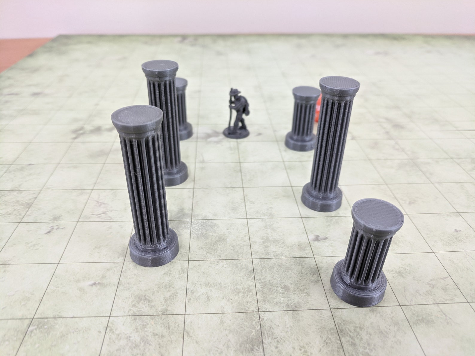 Pillars, Columns, 28mm Scale, Fantasy Terrain, Miniatures, Dungeon ...