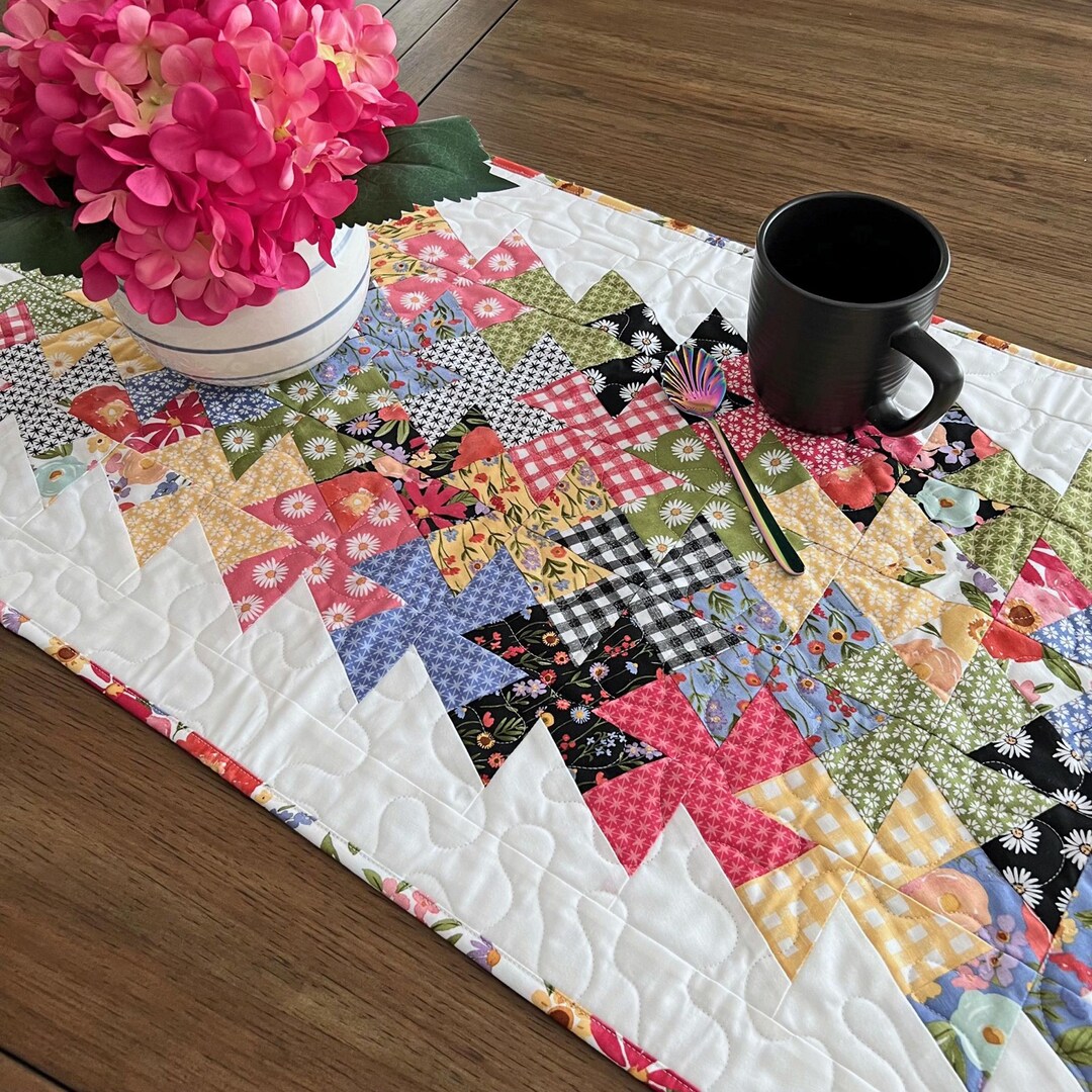 Floral Twister Quilted Table Runner, 18.25" X 36.25", Handmade Flora No ...